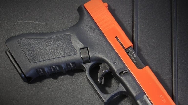 Blank Shooting Glock